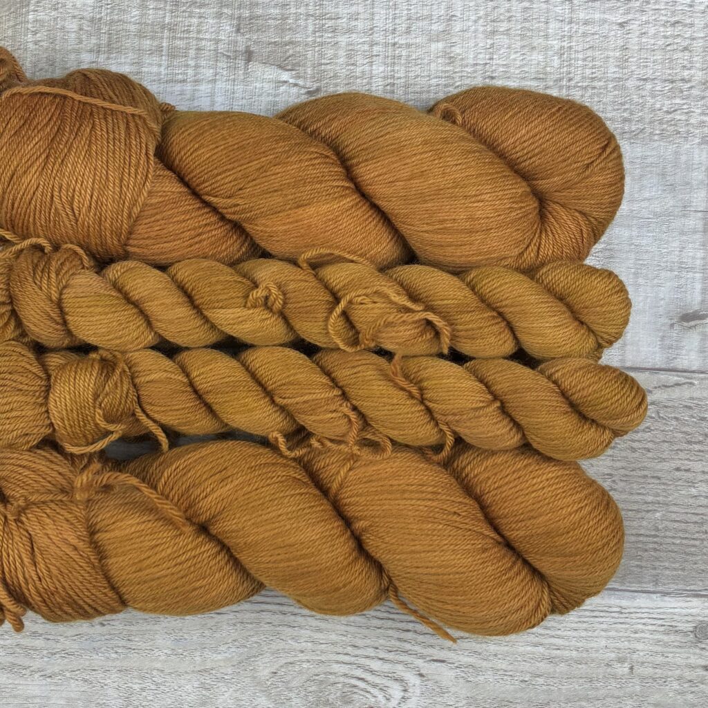 Warm Honey – Hopemade yarn co